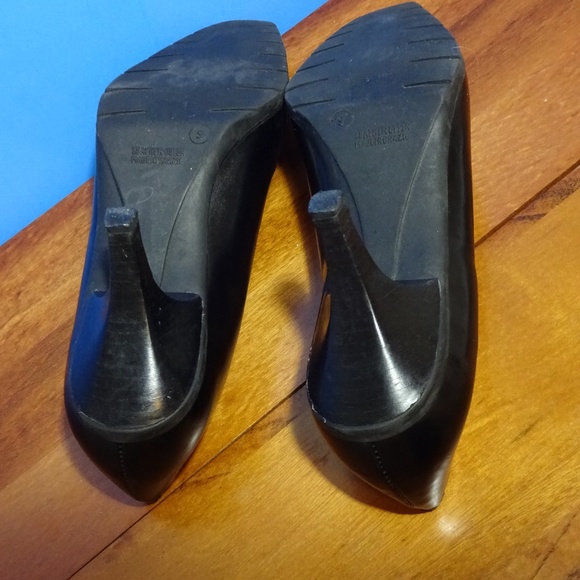 David Aaron | Shoes | David Aaron Black Leather Pumps 3 Heel | Poshmark